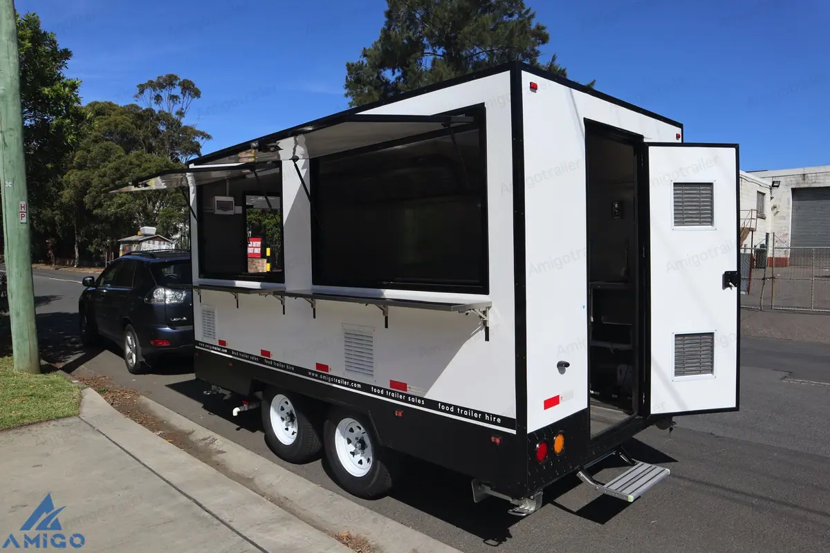 4m fryer/2B griddle/4B stove - Sydney Food Trailers