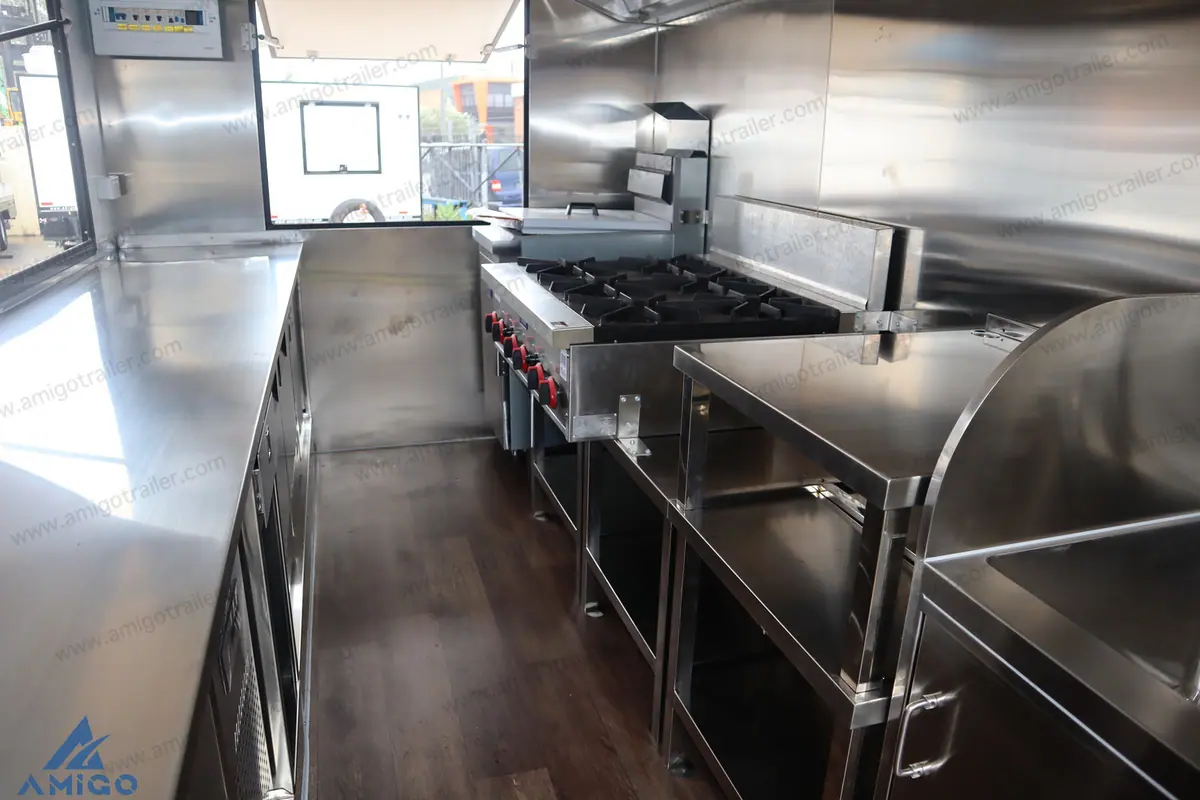4m fryer/6B cooktop - Sydney Food Trailers